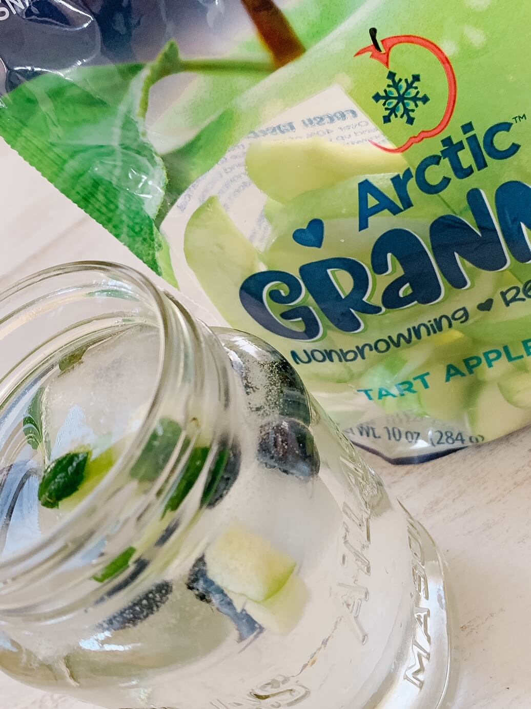Beat the Summer Heat with Refreshing Apple Ice Cubes - Arctic Apples